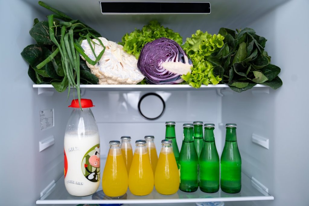 How Far Should a Kitchen Island Be from the Refrigerator: Ideal Spacing ...