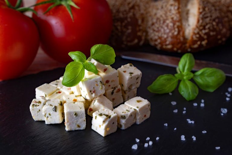 When was the Kitchen Knife Invented: Unveiling Its Surprising Origins ...